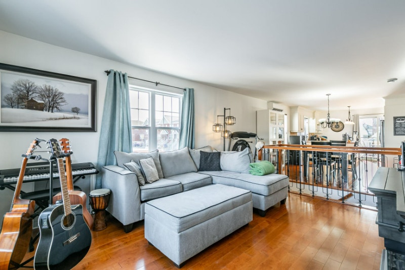 TRES GRAND 7 1/2 ST-HUBERT | Locations longue durée | Longueuil/Rive ...