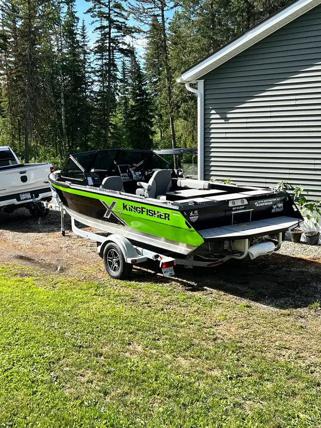 2022 Kingfisher Jet Boat X9 Fastwater EcoBoost Twin Turbo | Powerboats ...