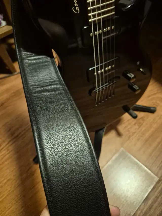 Godin LG Electric guitar | Guitars | Brantford | Free local classifieds ...