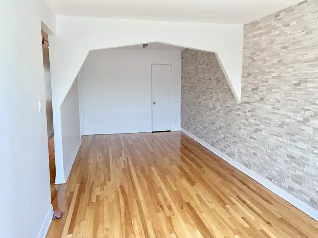 Métro Joliette à 200m ! Superbe 3 1/2 ! | Long Term Rentals | City of ...