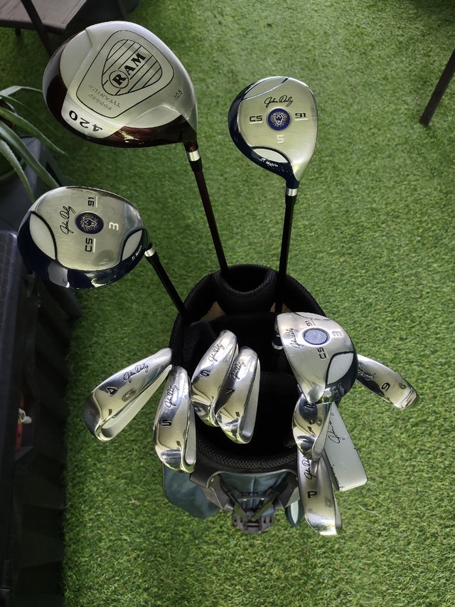 Ensemble de golf pour Homme Droitier | Golf | Ville de Québec | Kijiji