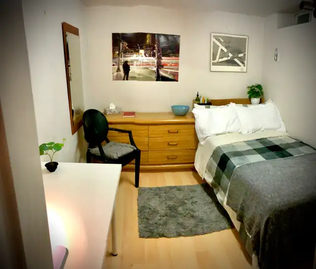 Furnished Private Room w Subway stn at doorstep | Room Rentals ...