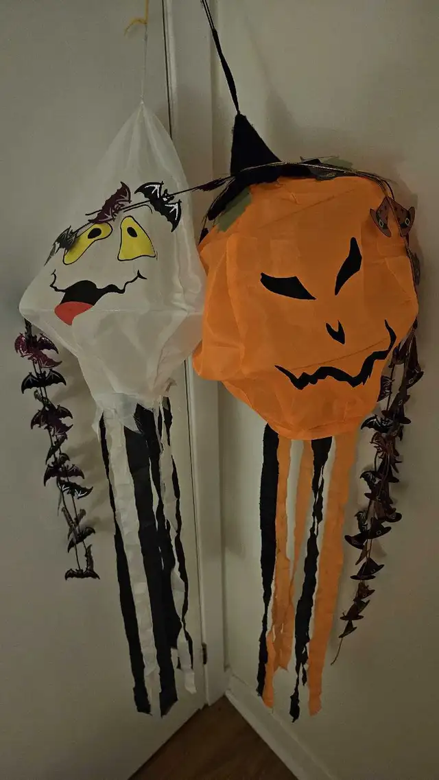 Halloween decorations | Holiday, Event & Seasonal | City of Montréal ...