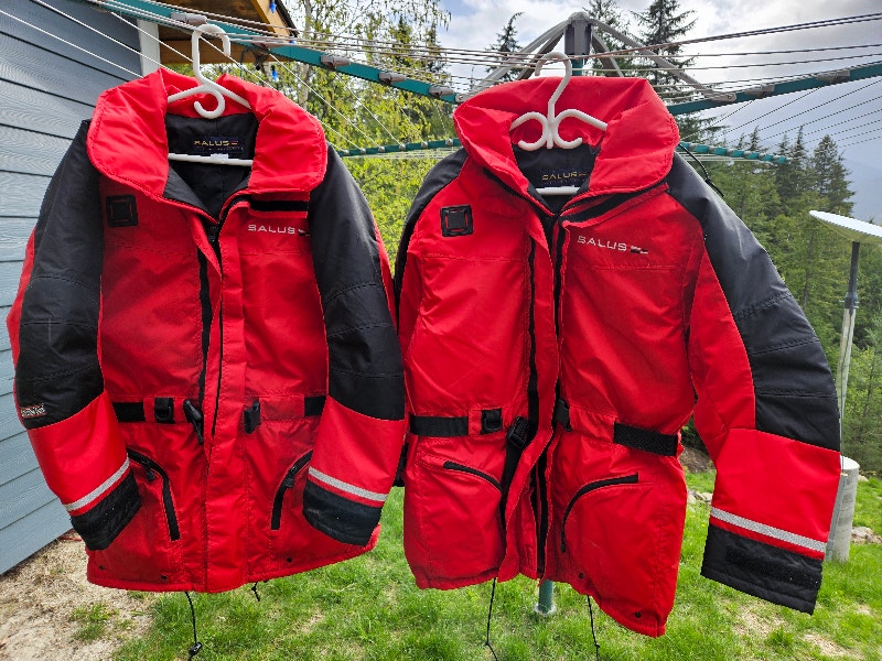 Salus PFD Suits for Boating | Powerboats & Motorboats | Nelson | Kijiji
