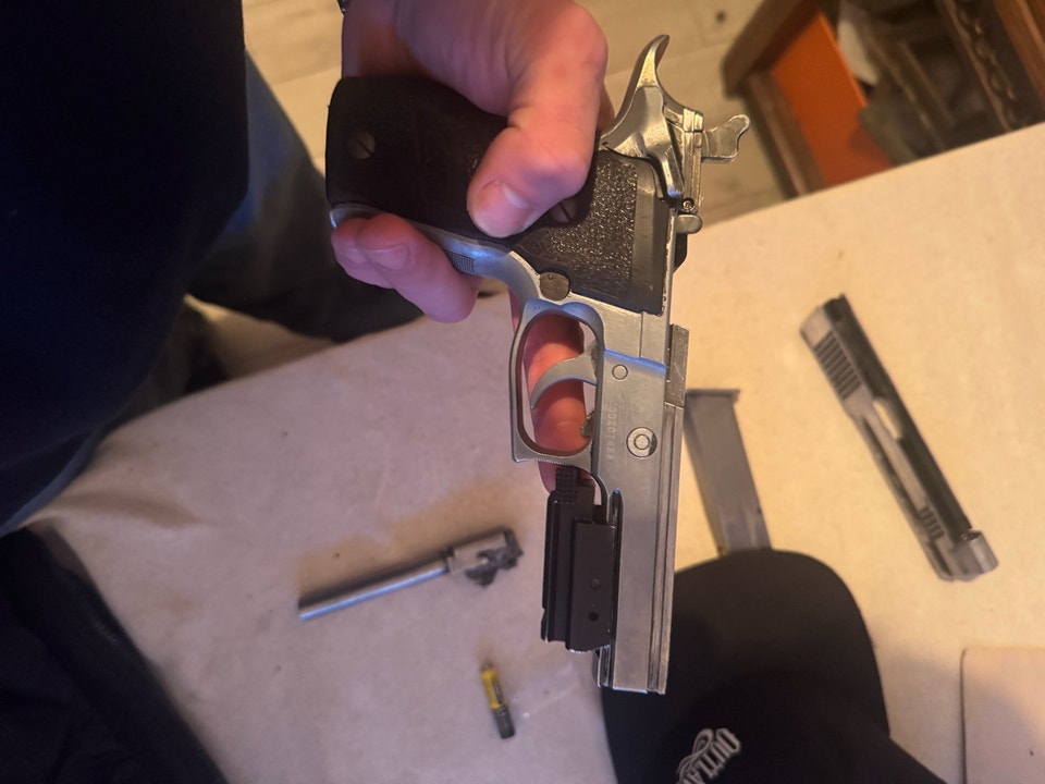 All metal Co2 Sig Sauer P226 with ezshoot laser 100 without | Other ...