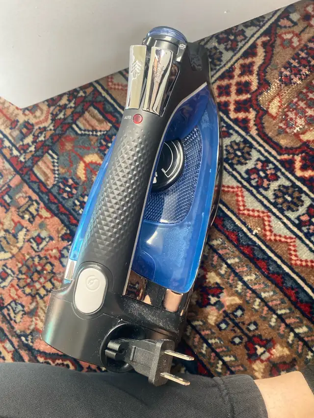 Rowenta Steam Iron | Irons & Garment Steamers | Oshawa / Durham Region ...