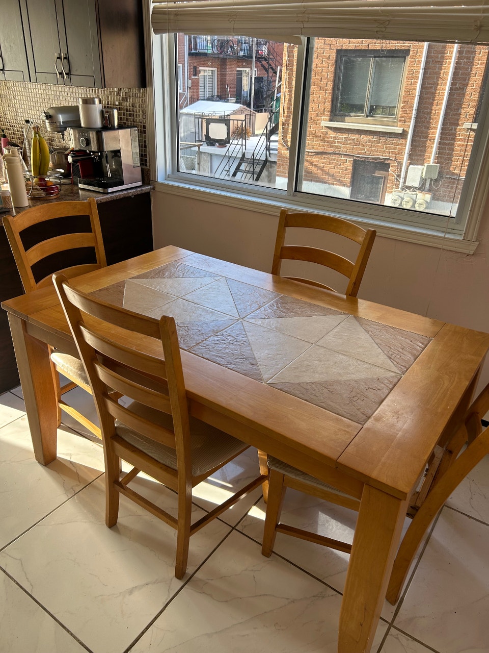 Table de cuisine | Dining Tables & Sets | City of Montréal | Free local ...