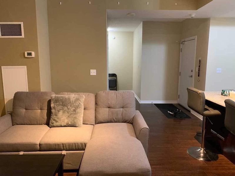 Condo Room for rent in Cambridge Ontario | Room Rentals & Roommates ...