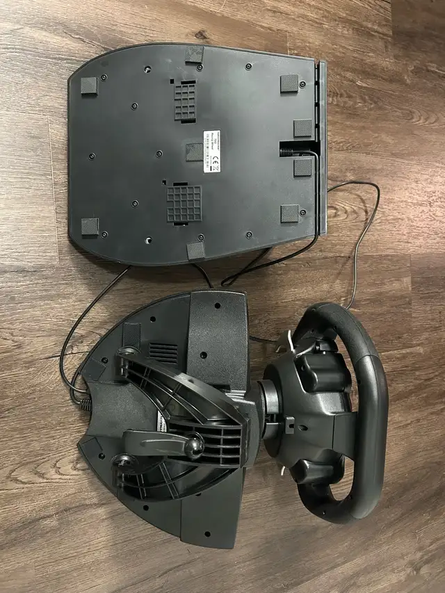 Thrustmaster T80 Ferrari Racing Wheel for PS4/PS5 | Sony Playstation 4 ...