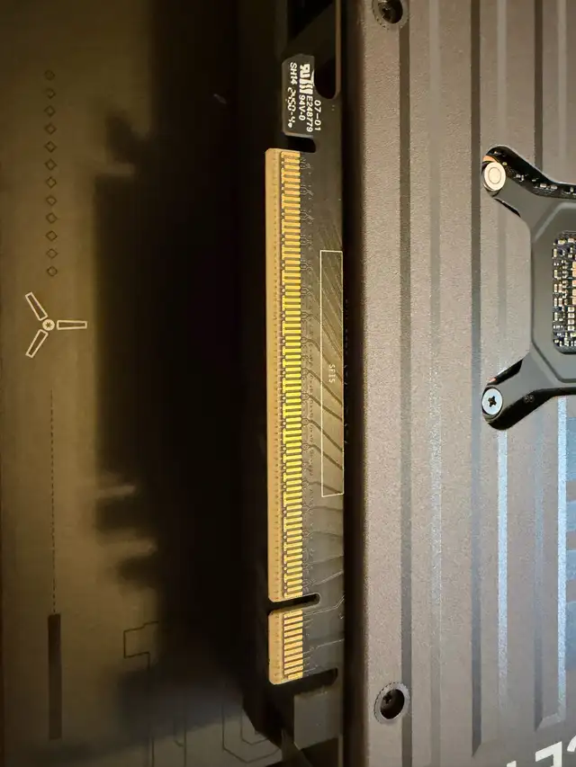 Asus tuff RTX 5070 TI OC Edition with Aoostar AG02 EGPU Dock | System ...