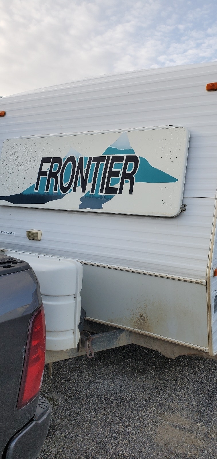 2001 Frontier camper | Travel Trailers & Campers | Grande Prairie | Kijiji