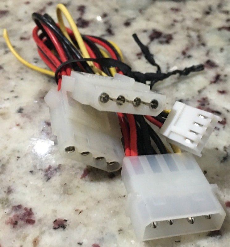 4-pin Molex to a 4-pin Floppy Molex + 2x4-pin Molex Converter | Cables ...