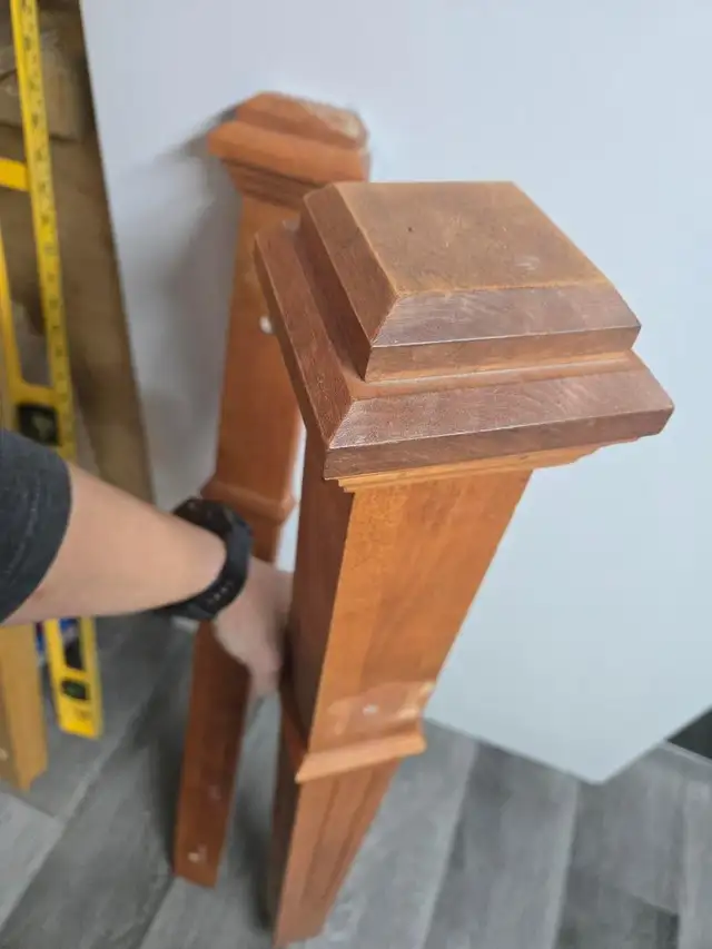 RAMPES ET BARREAUX D'ESCALIERS EN BOIS | Floors & Walls | Laval / North ...