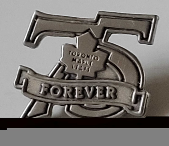 Vintage Rare Toronto Maple Leafs 75 Years Anniversary Pin | Arts ...