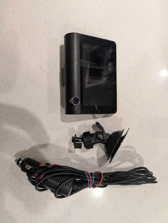 Dual Lens Dash Cam with Mount and Charger | Cameras & Camcorders ...