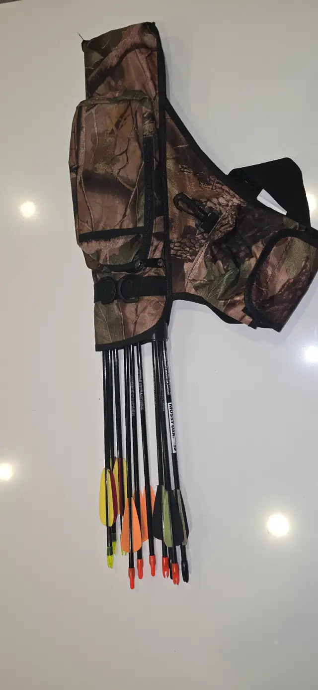 Complete Youth Compound Bow Set | Fishing, Camping & Outdoors | Ottawa ...