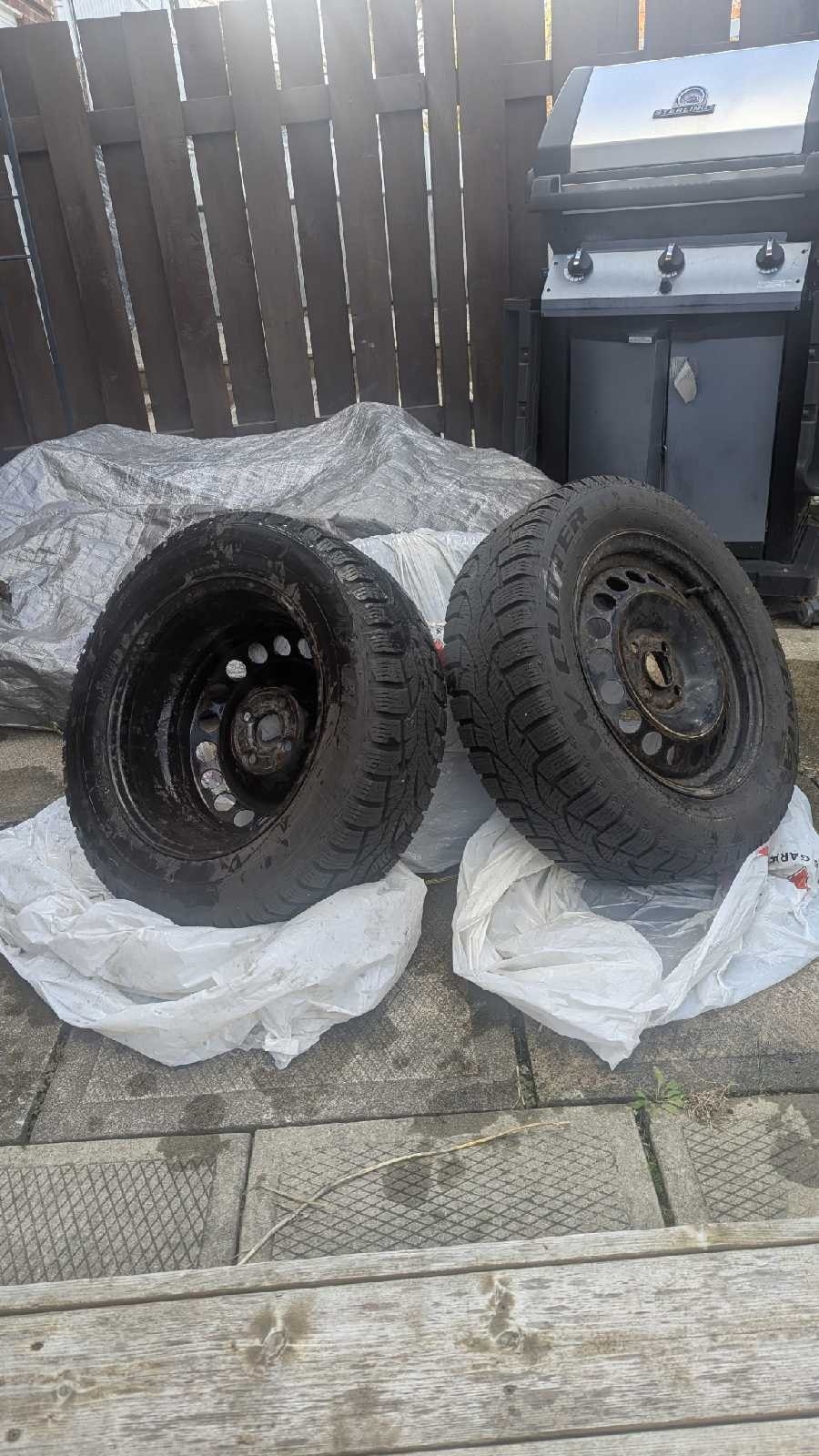 pneu d hiver 195/65r15 sur rim 4x100 | Tires & Rims | Longueuil / South ...