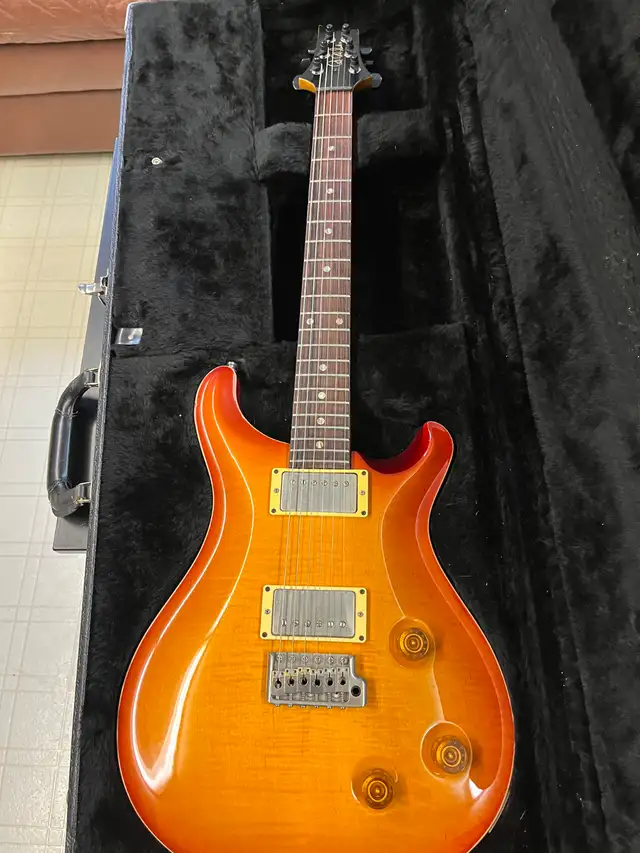 Guitare PRS CE 22 (made in usa) | Guitars | Laval / North Shore | Free ...