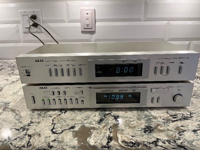 Akai Audio Timer(DT-100) & Digital Tuner(AT-V04 | Stereo Systems & Home ...