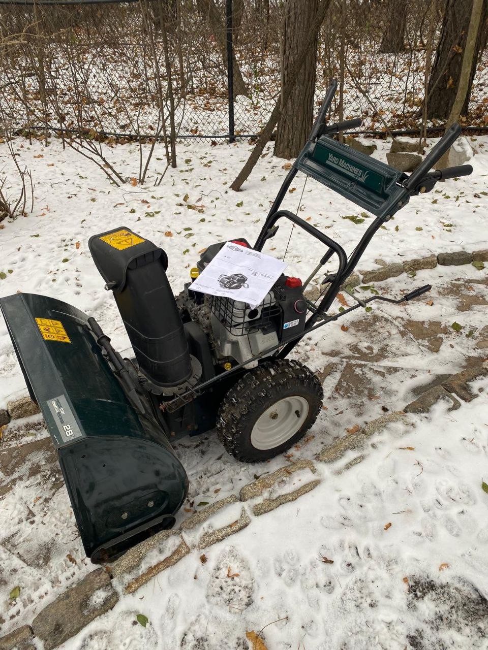 Yard Machines ''Snow Blower 28/1350'' Snow Series | Snowblowers | City ...