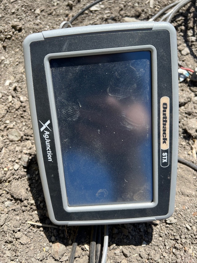 Outback vsi/stx autosteer gps | Farming Equipment | Portage la Prairie ...