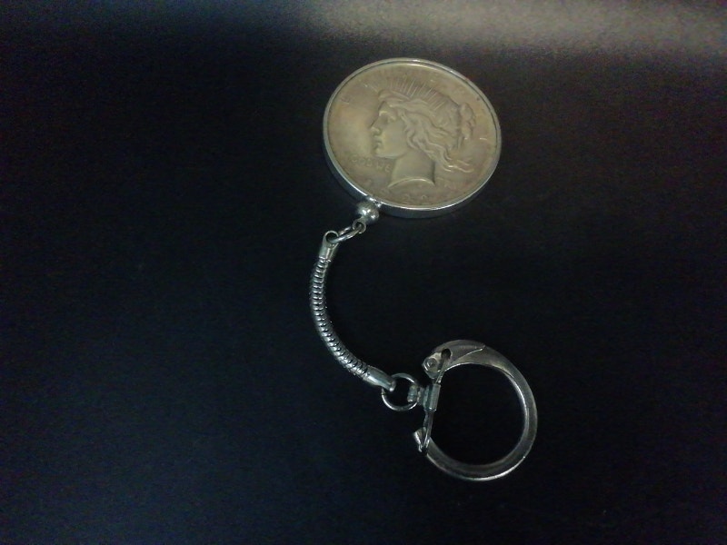 1922 USA Liberty One Dollar Peace Coin in Keychain | Arts ...