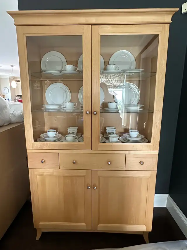 Birch Dining Room Hutch | Hutches & Display Cabinets | City of Halifax ...