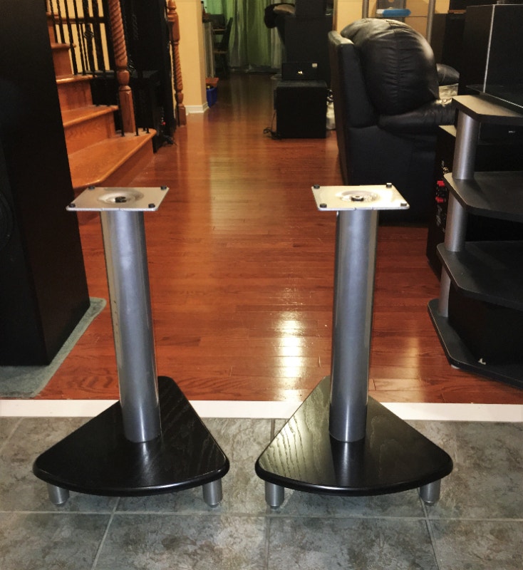 Solidly Built 24" Metal Stands w/ Triangular Bases | Stereo Systems ...
