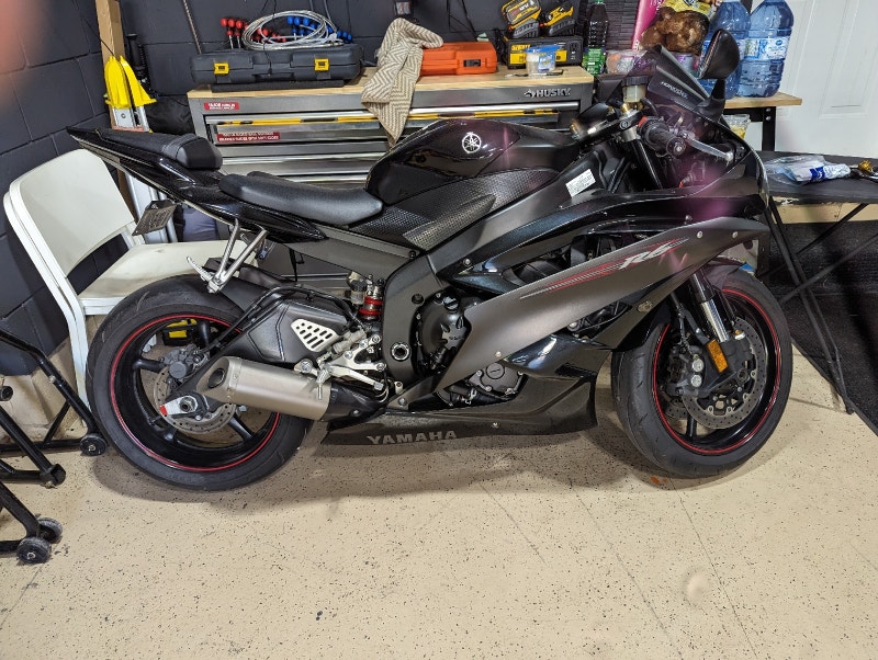 Yamaha YZF-R6 Raven Edition Super Sport | Sport Bikes | Barrie | Kijiji