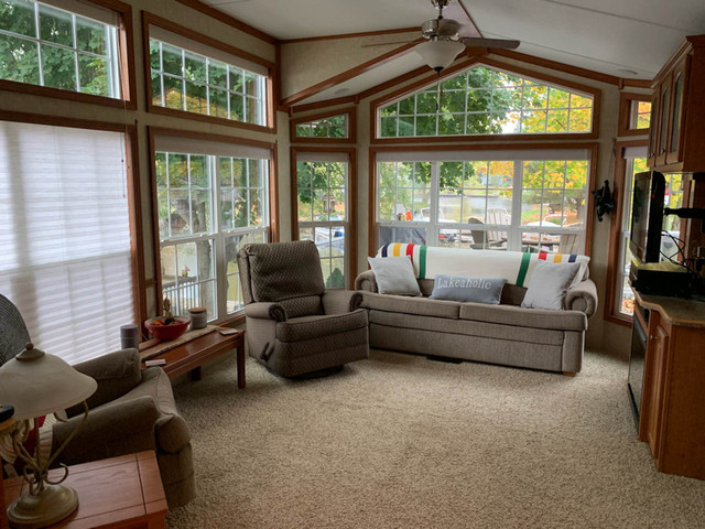 Shamrock Bay Marina Resort 3 Season Waterfront Mobile Home Houses For Sale Muskoka Kijiji