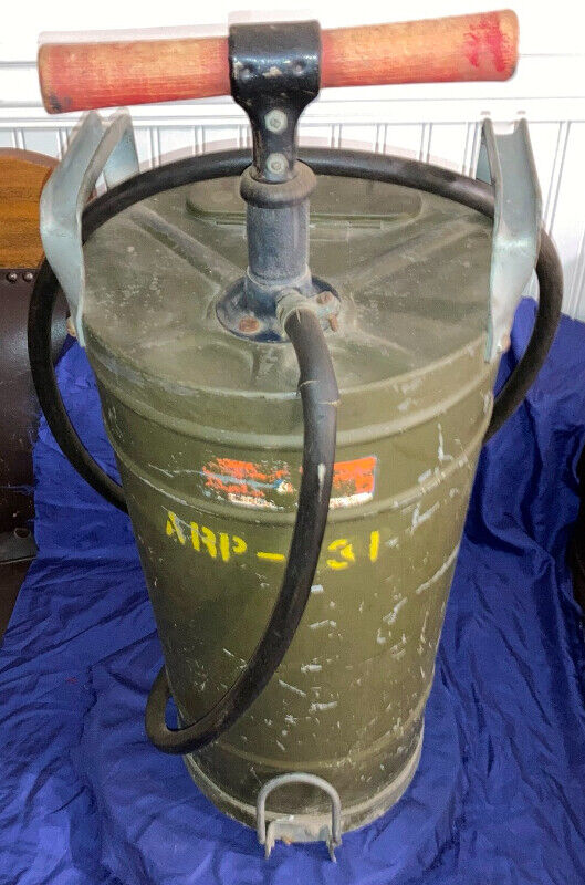 BG1084 Vtg WW2 ARP Air Raid Precaution Fire Extinguisher Pump | Arts ...