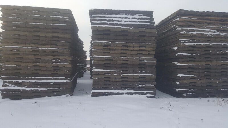 Good Used 8x14 Swamp Mats - DV | Other | St. Albert | Kijiji