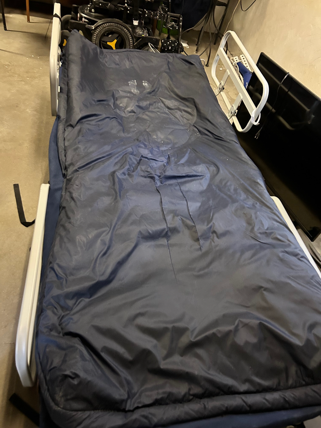 Invacare microAir 65 alternating Pressure with low air loss matt ...