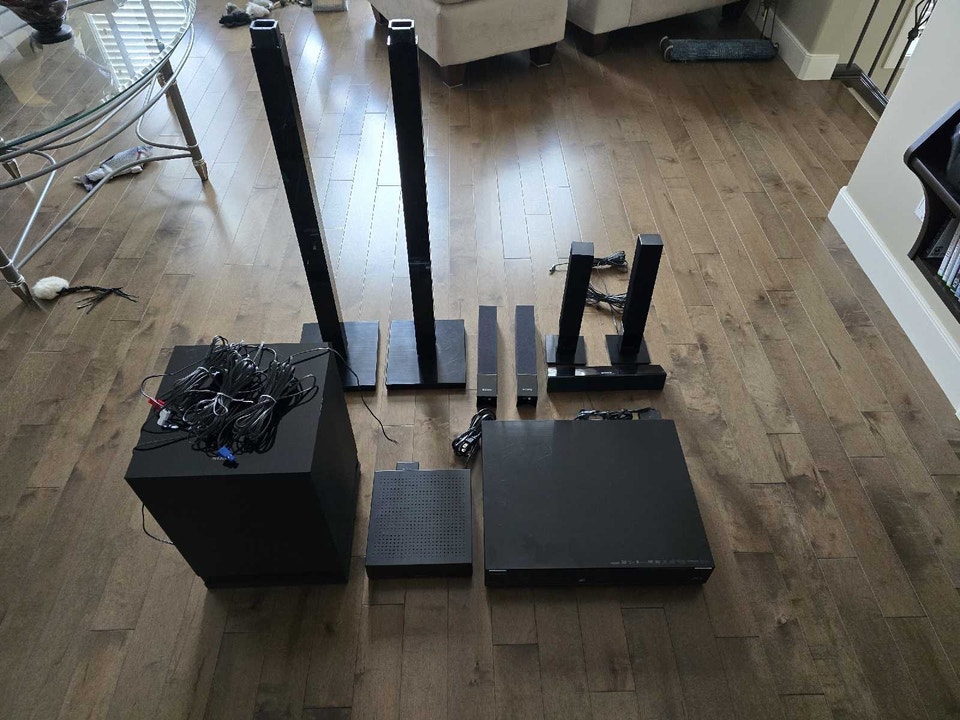 Sony 3D Blu ray 5.1 player and speakers | Stereo Systems & Home Theatre ...