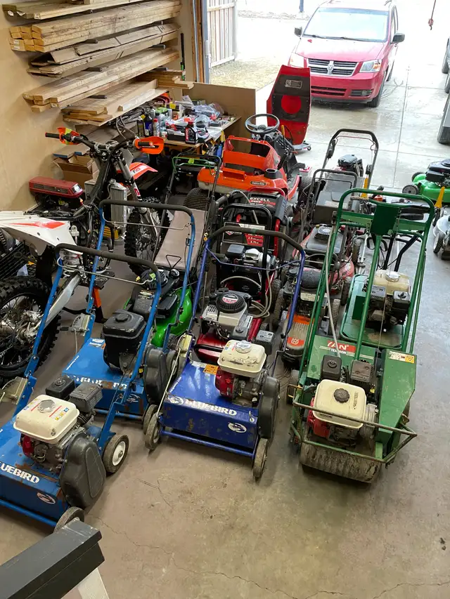 Small Engine Mechanic - Lawn Mowers, Aerators, Power Rakes, etc ...