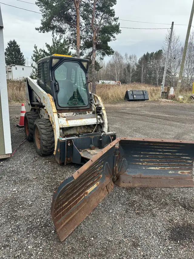 410j johndeer or bobcat s150 | Heavy Equipment | Thunder Bay | Free ...