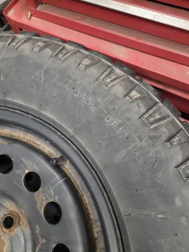 17 inch steel rims (6x139.7mm or 6x5.5") bolt pattern | Tires & Rims ...