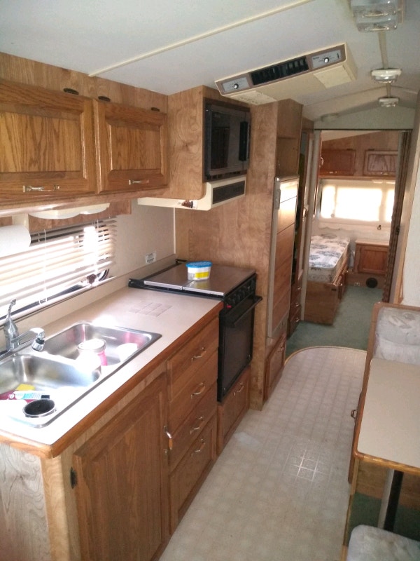 Award trailer 30 ft | Travel Trailers & Campers | Winnipeg | Kijiji