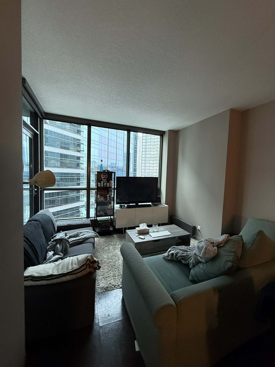 2 Bedrooms + 2 Full Bathrooms Downtown Victoria Park / Beltline | Long ...