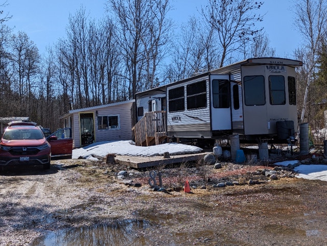 Waterfront-destination trailer-paradise | Park Models | Hamilton | Kijiji