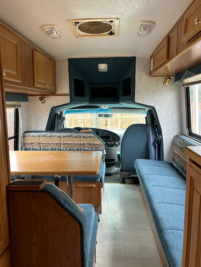 2000 Ford E350 Vanguard VXL Motorhome | RVs & Motorhomes | Saskatoon ...