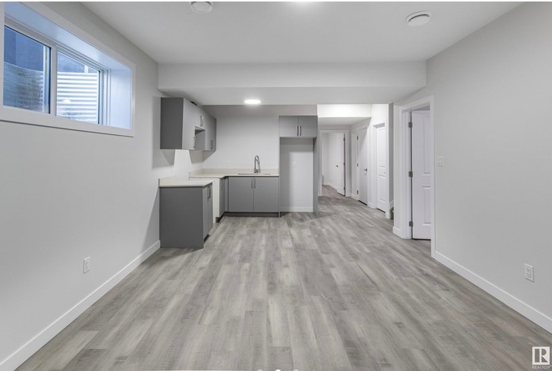 Basment for rent | Room Rentals & Roommates | Edmonton | Kijiji