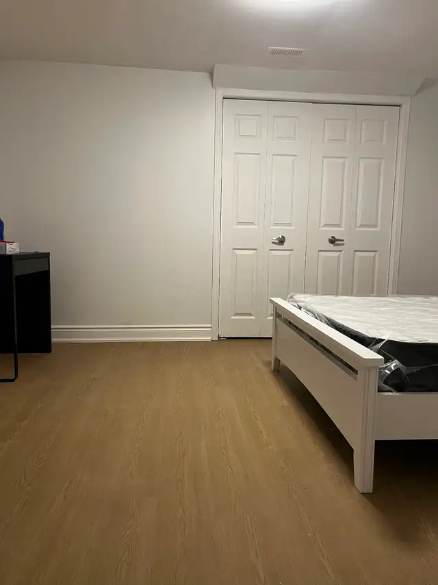 Square One Spacious Basement Room for Rent - shared kitchen | Long Term ...