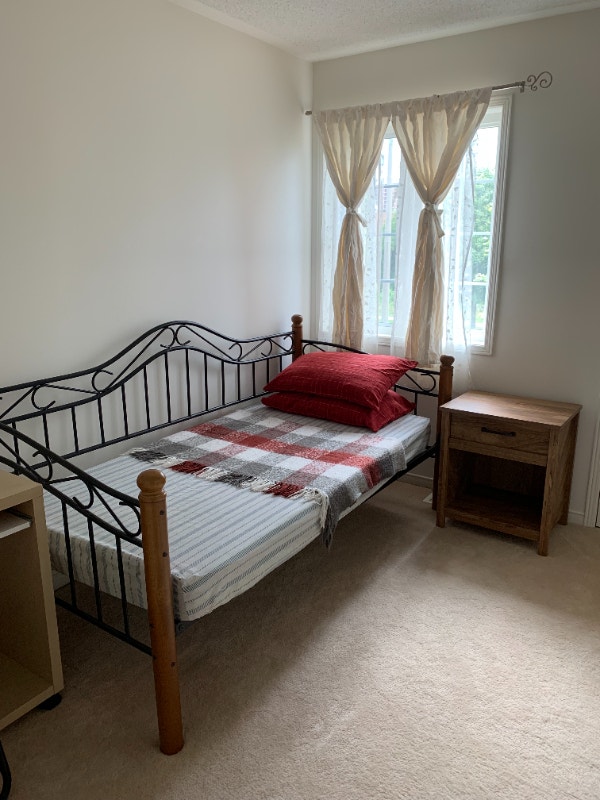 Upper Floor BR - Centennial, UTSC, Seneca | Long Term Rentals | City of ...