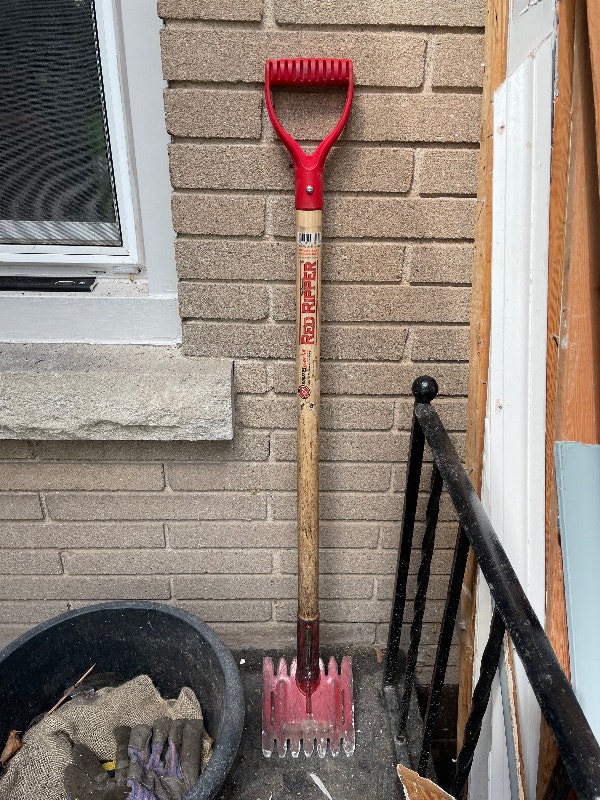 Roof red ripper | Roofing | St. Catharines | Kijiji