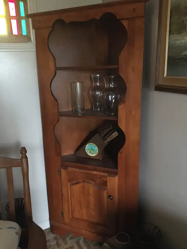 Corner Curio Cabinet | Hutches & Display Cabinets | Belleville | Free ...