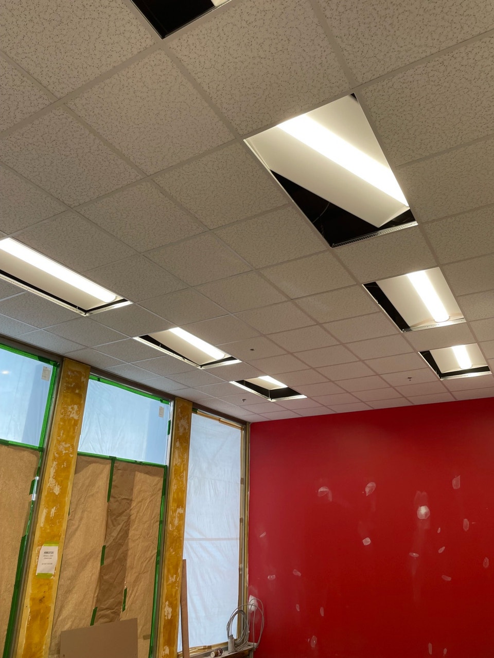 Suspended ceiling installation-drywall taping and steel framing ...