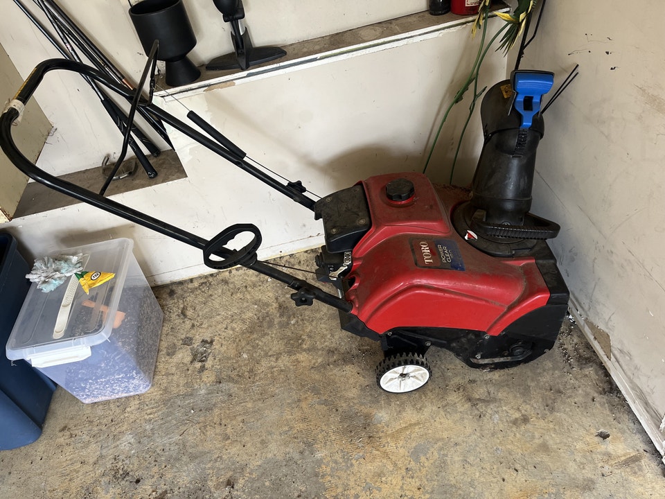 Toro Snow Blower | Snowblowers | Calgary | Free local classifieds - Kijiji