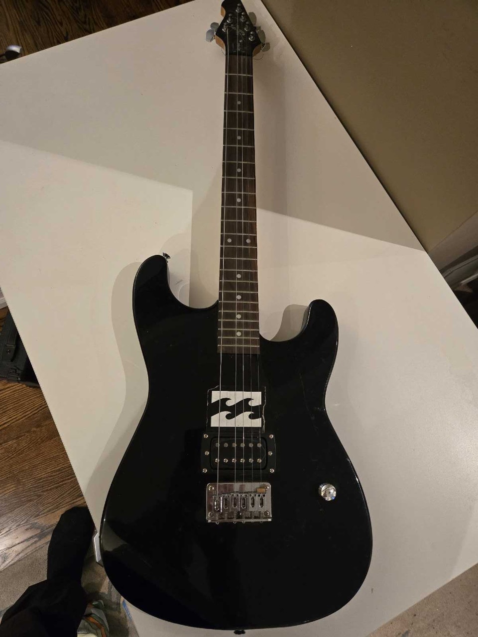 First Act Electric Guitar | Guitars | City of Toronto | Free local ...