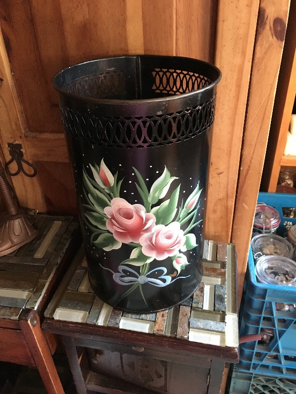 Vintage Tole Hand Painted Shabby Rose Wastebasket Black Tin | Arts ...